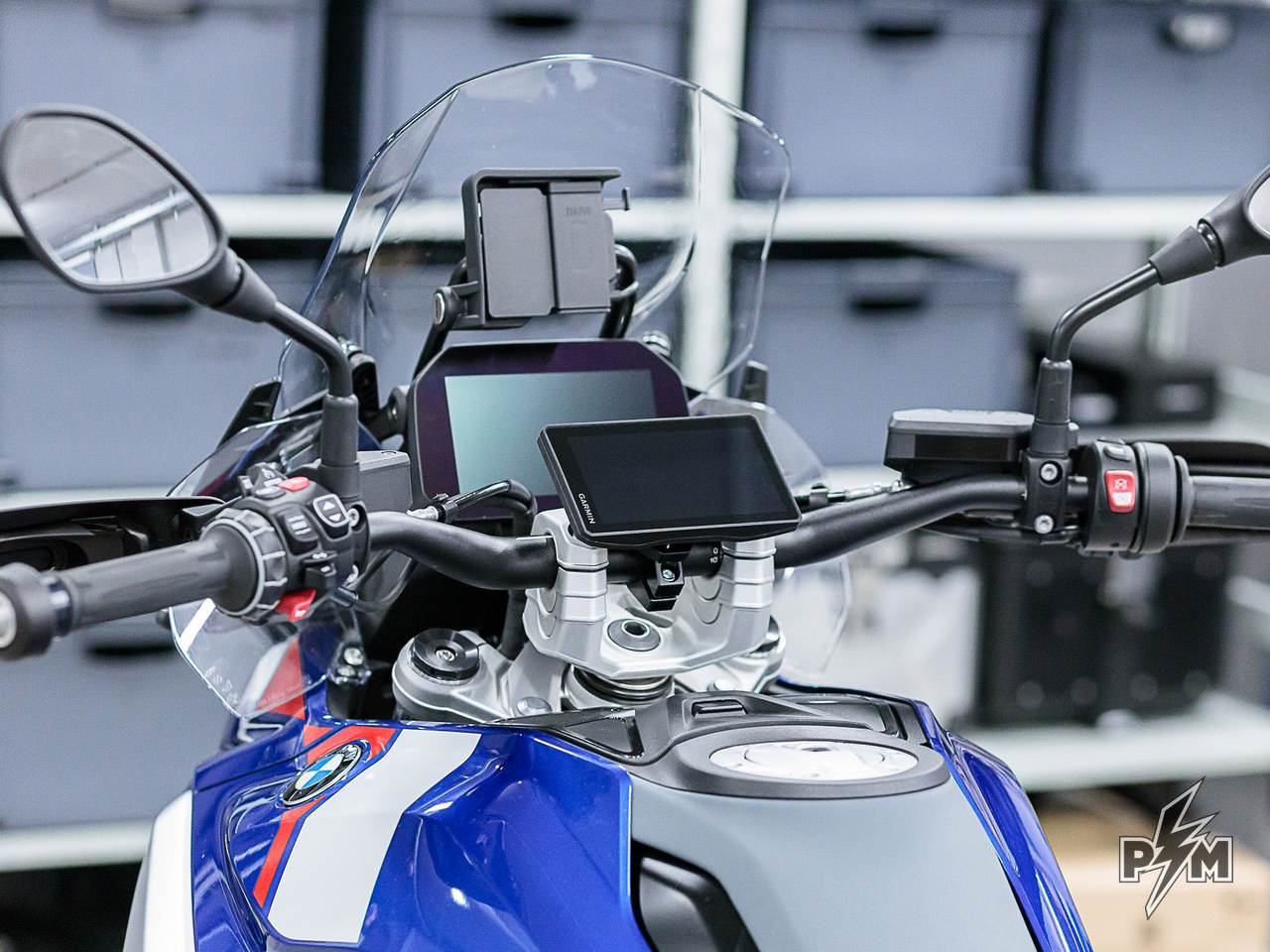 Garmin Zumo XT on BMW R 1300 GS - Perunmoto
